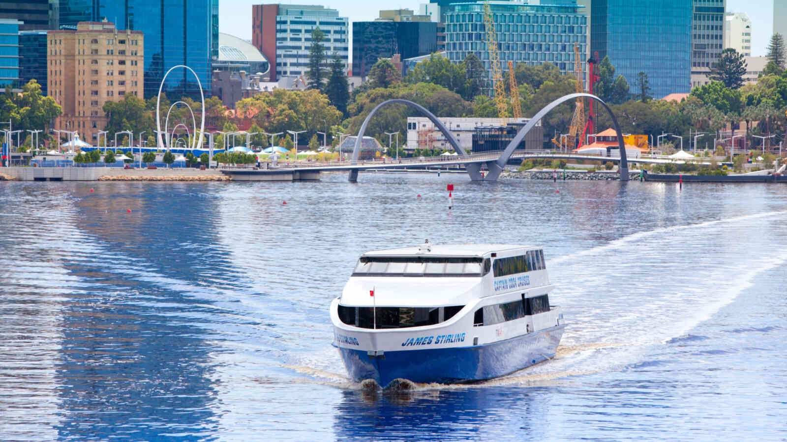MV James Stirling - Captain Cook Cruises Western Australia MV James Stirling - Captain Cook Cruises Western Australia